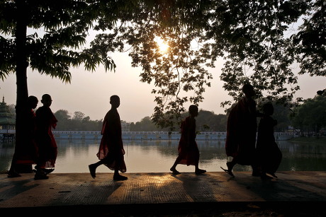 Myanmar Young Novices Walk Pyinmana Naypyitaw Editorial Stock Photo ...