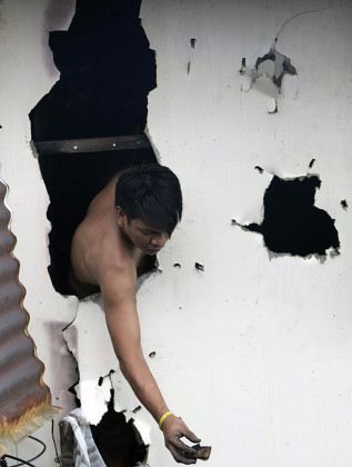 Filipino Resident Collects Burned Items What Editorial Stock Photo ...
