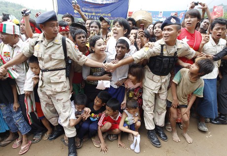 Myanmar Burma Refugees Cheer Behind Security Editorial Stock Photo ...