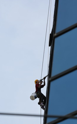 Thai Man Abseiling Down Tall Building Editorial Stock Photo - Stock ...