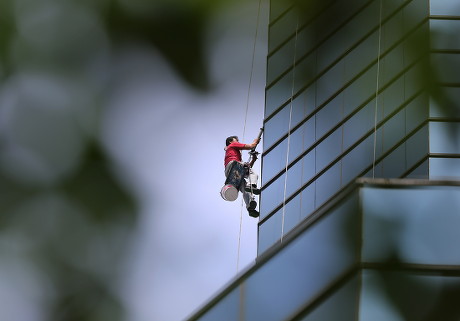 Thai Man Abseiling Down Tall Building Editorial Stock Photo - Stock ...