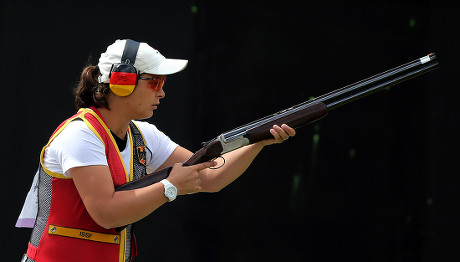 Wenjun Guo China Celebrates Winning Gold Editorial Stock Photo - Stock ...