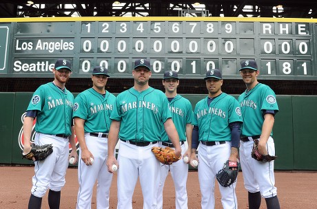 Seattle Mariner Pitchers Line Group Photo Editorial Stock Photo - Stock ...