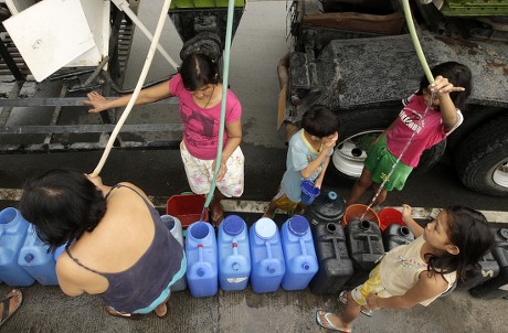 Filipino Residents Line Front Tank Water Editorial Stock Photo - Stock ...