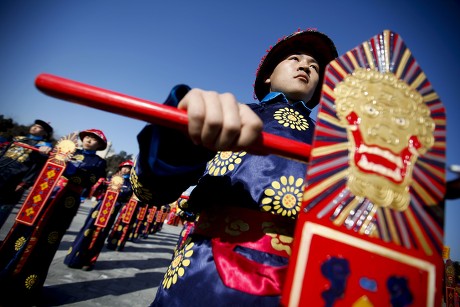 Actors Dressed Traditional Imperial Costumes Reenact Editorial Stock ...
