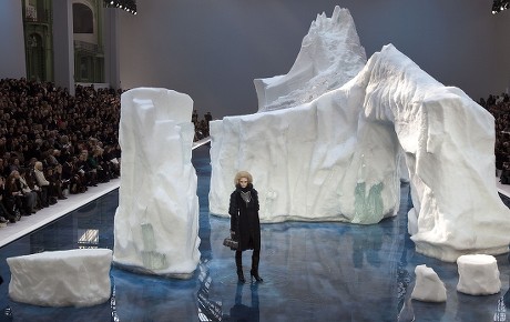 Model Wears Creation Front Giant Iceberg Editorial Stock Photo - Stock ...