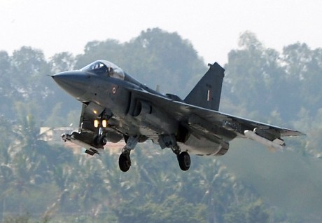 30 First generation jet aircraft Stock Pictures, Editorial Images and ...