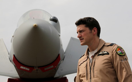 Royal Air Force Raf Flight Leftenant Editorial Stock Photo - Stock ...