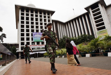 Indonesian Army Soldier Stands Guard Front Editorial Stock Photo ...