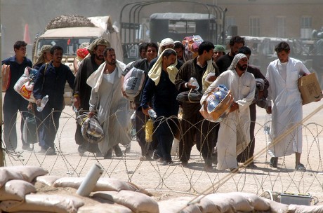 Iraqi Prisoners War Pow Leave Camp Editorial Stock Photo - Stock Image ...