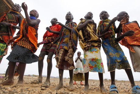 Ethnic Turkana Children Sing Dance Kalokutanyang Editorial Stock Photo ...