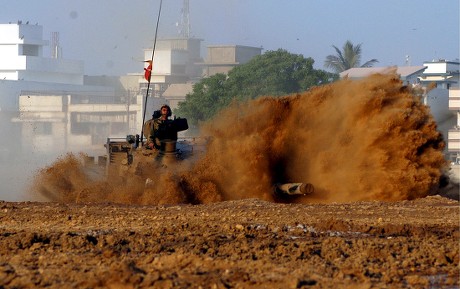 Pakistani Battle Tank Alzarrar Demonstrated International Editorial ...