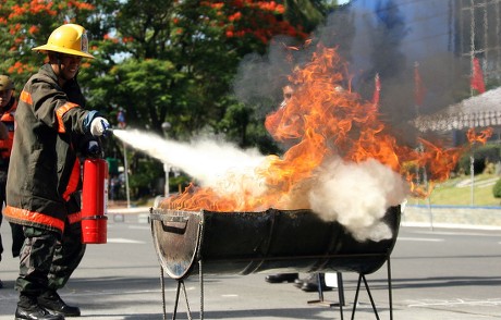 Philippine Police Officer Performs Fire Fighting Editorial Stock Photo ...