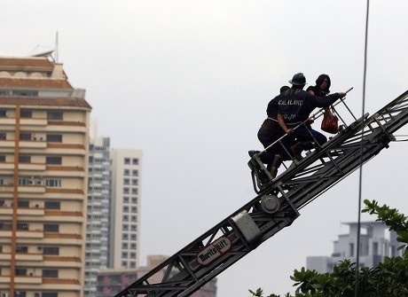 Filipino Firefighters Conduct High Angle Rescue Editorial Stock Photo ...