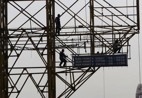 Filipino Workers Dismantle Billboard Situated Laperal Editorial Stock ...