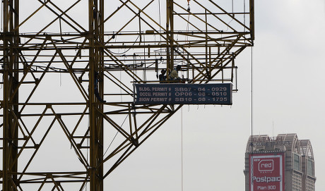 Filipino Workers Dismantle Billboard Situated Laperal Editorial Stock ...