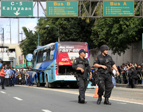 Filipino Police Investigator Conducts Investigations Scene Editorial ...