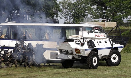 250 Armoured bus Stock Pictures, Editorial Images and Stock Photos ...