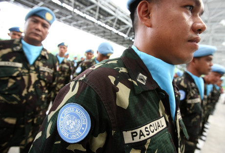Filipino Soldiers During Sendoff Ceremony 15th - Foto de stock de ...