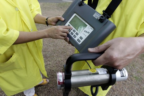 Filipino Science Research Specialists Use Surveillance Editorial Stock ...