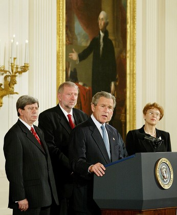 Us President George W Bush Welcomes Editorial Stock Photo - Stock Image ...