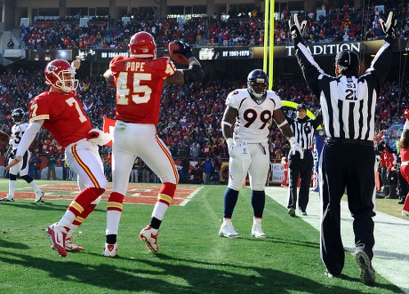 Kansas City Chiefs Player Leonard Pope Editorial Stock Photo - Stock ...