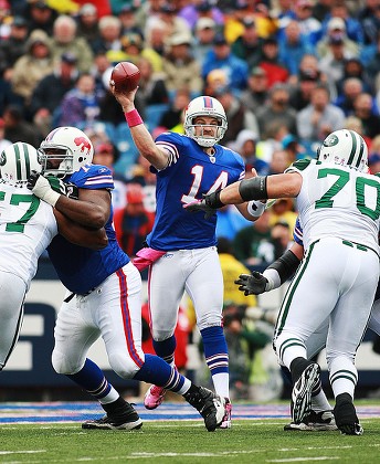 Buffalo Bills Quarterback Ryan Fitzpatrick Attempts Editorial Stock ...