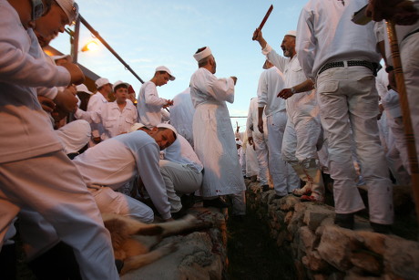 Members Ancient Samaritan Community Gather Start Editorial Stock Photo ...