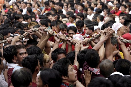 Filipino Devotees Hold On Rope Thousands Editorial Stock Photo - Stock ...