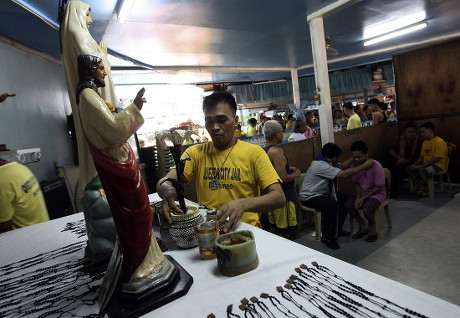 Filipino Inmate Prepares Prayer Altar While Editorial Stock Photo ...