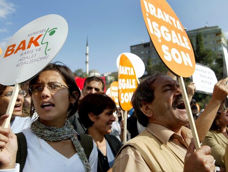 Turkish Protestors Chaintanti American Anti War Editorial Stock Photo ...