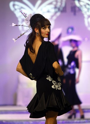 Turkish Model Sema Simsek Takes Catwalk Editorial Stock Photo - Stock ...