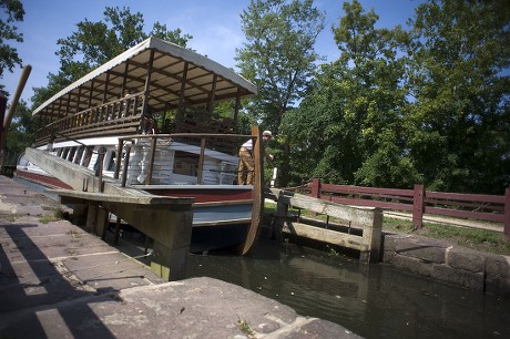 Charles F Mercer Towed Through Lock Editorial Stock Photo - Stock Image ...