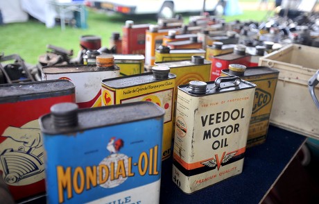 500 Autojumble Stock Pictures, Editorial Images and Stock Photos ...