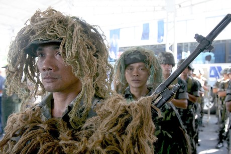 Filipino Marine Contingents Usphilippine War Exercise - Foto de stock ...