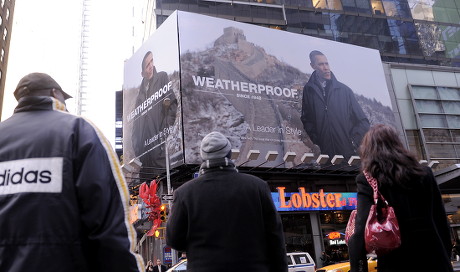 4,000 Billboard advertisement Stock Pictures, Editorial Images and ...