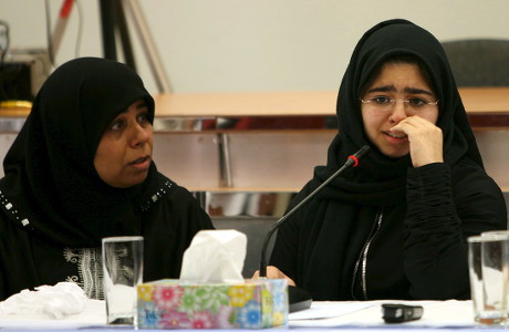 Bahraini Native 17year Old Fatima R Editorial Stock Photo - Stock Image ...