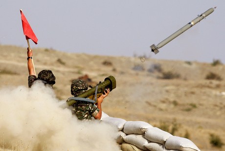 10 Man portable rocket launcher Stock Pictures, Editorial Images and ...