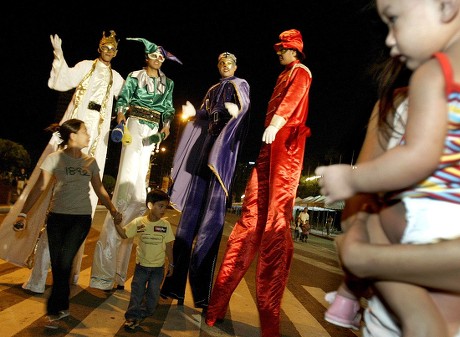 Filipino Children View Giant Mascots Walking Editorial Stock Photo ...