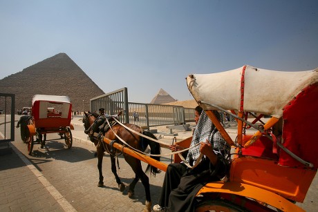 Carriage Ride Great Pyramids Giza Giza Editorial Stock Photo - Stock ...