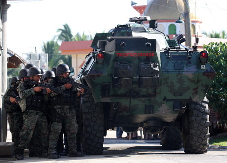 Filipino Policemen Backed By Armoured Personnel Editorial Stock Photo ...
