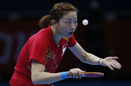 Singapores Li Jiawei Competes Against Koreas Editorial Stock Photo ...