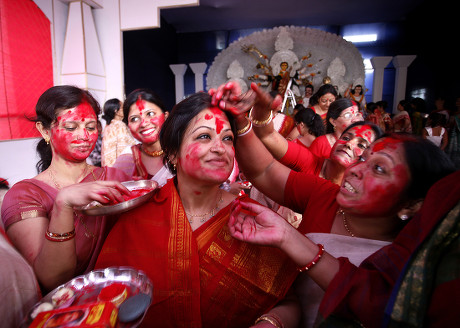 Women Devotees Bengali Community Apply Sindoor Editorial Stock Photo ...