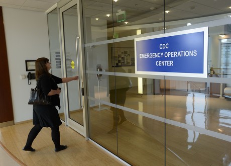 Employee Enters Emergency Operations Center Centers Editorial Stock ...
