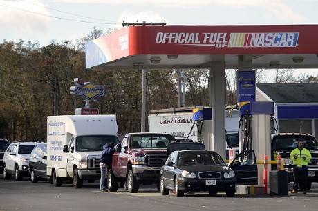 Long Line Forms Sunoco Gas Station Editorial Stock Photo - Stock Image ...