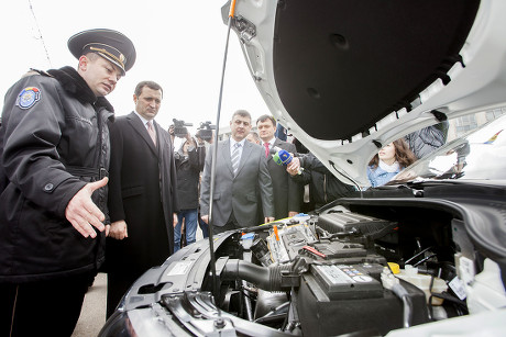 Police Officer Shows Moldovan Prime Minister Editorial Stock Photo ...