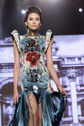 Model Presents Creation By Vietnamese Designers Editorial Stock Photo ...