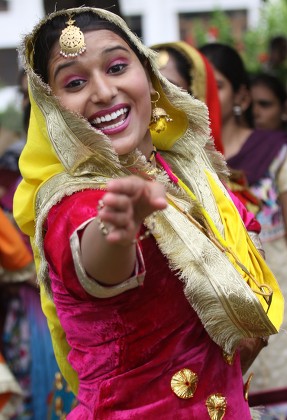 Indian Girls Khalsa College Women Wearing Editorial Stock Photo - Stock ...