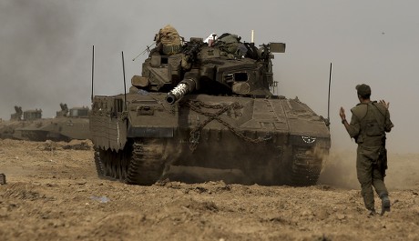 Israeli Soldiers Directing His Tank Military Editorial Stock Photo ...