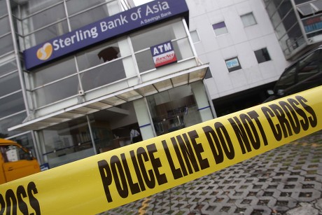Filipino Security Officer Secures Crime Scene Editorial Stock Photo ...